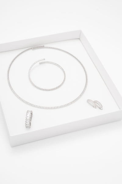 Stīpiņas kaklarotas ar kristāliem komplekts – Meimelin